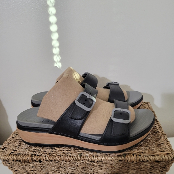 Dansko | Shoes | Dansko Kandi Black Eva | Poshmark